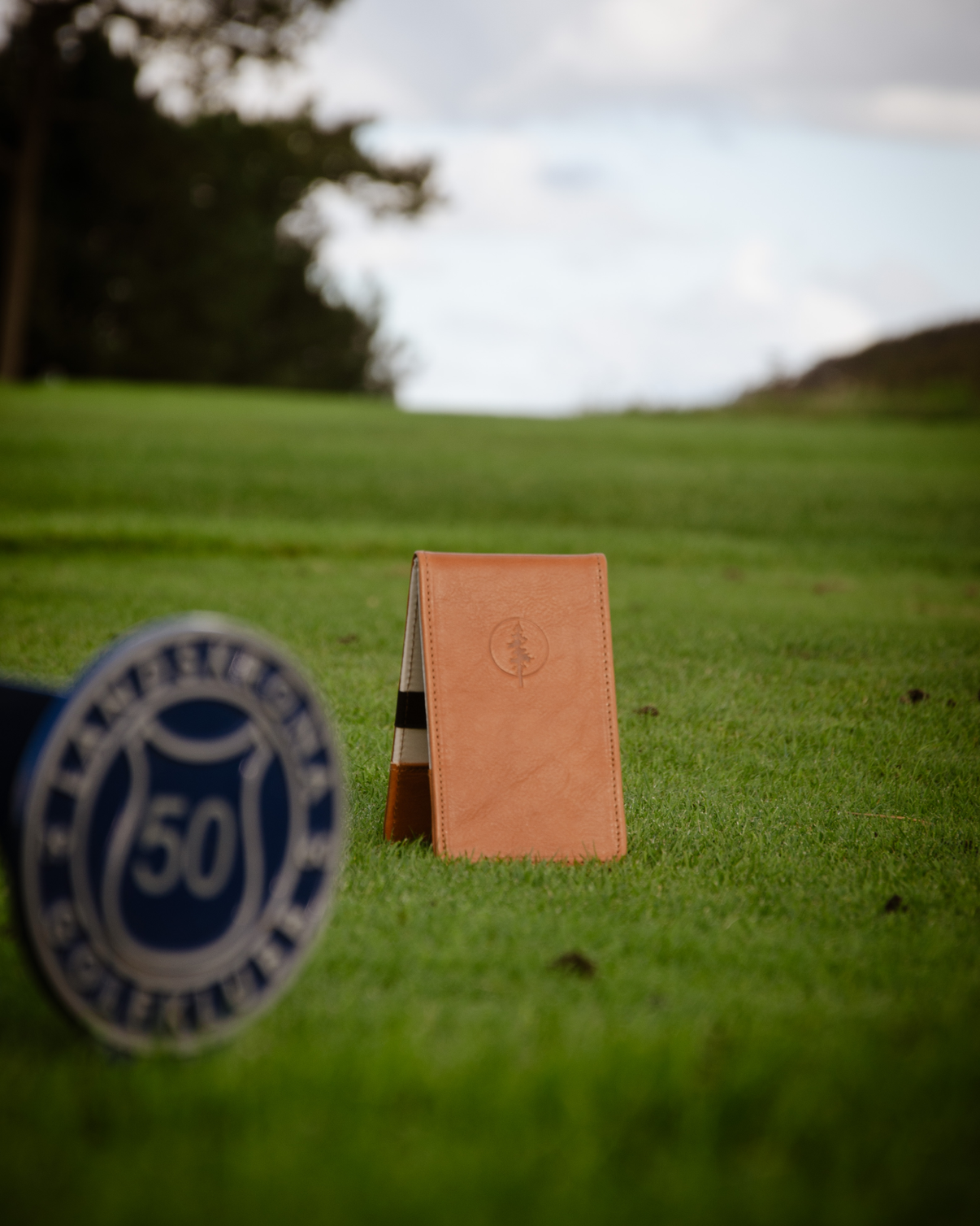 Yardage book cover (Cognac) – Pine Coast Golf